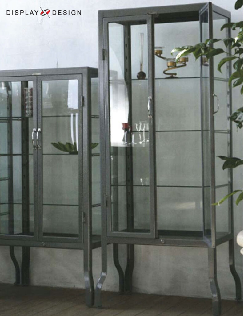 Doctors showcases & drawers – doctor cabinet LGE - Display Design